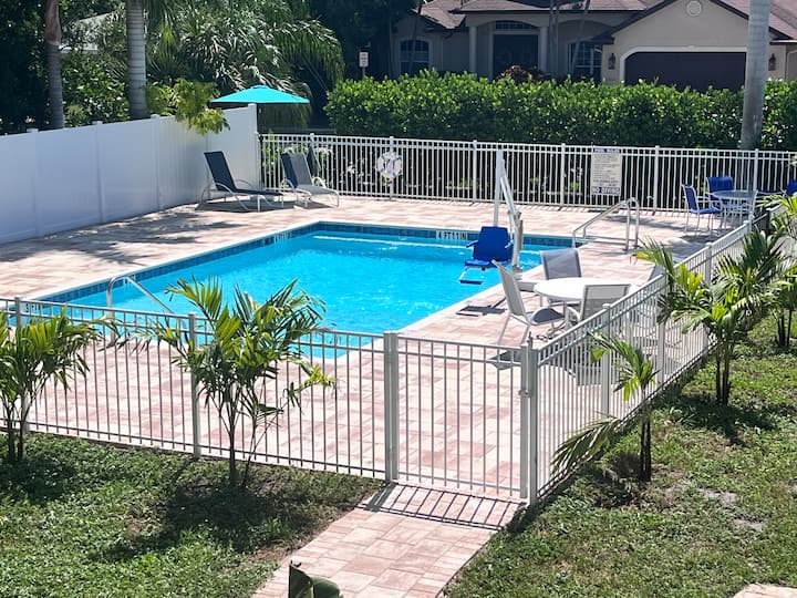 Gardenia In Southside Village Resort - Sarasota, FL