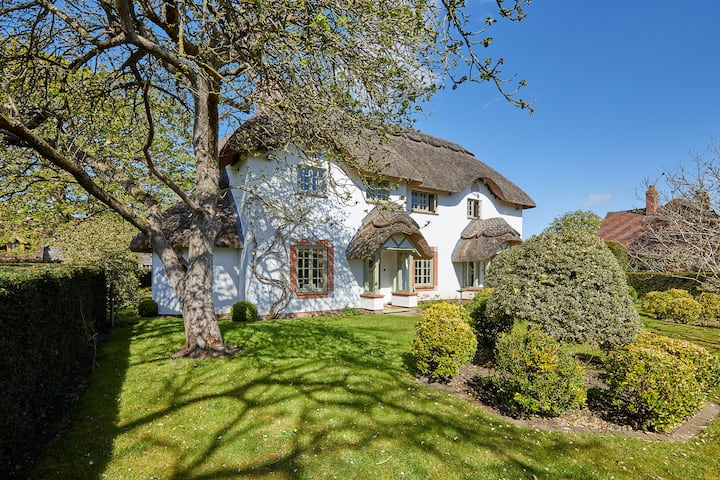 Character Cottage Beside Heart Of England Forest - Stratford-upon-Avon
