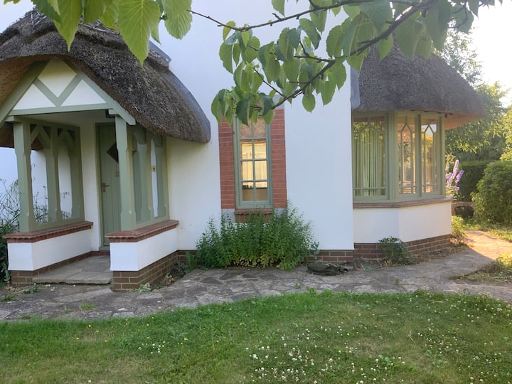 Character Cottage Beside Heart Of England Forest - Evesham