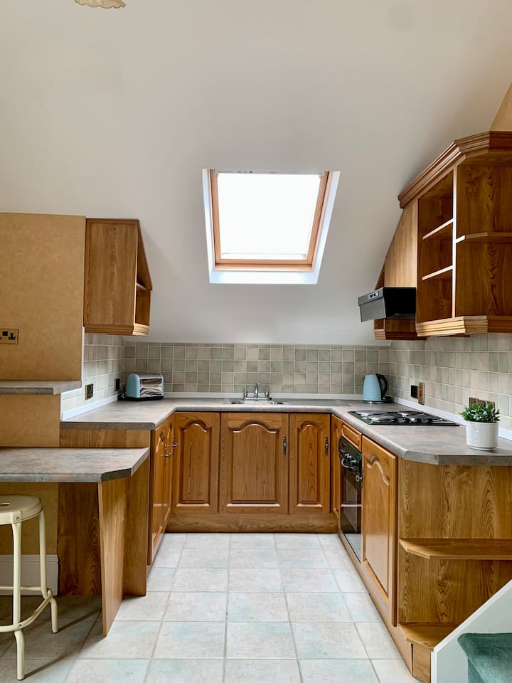 Peaceful Beachfront Apartment In Rostrevor Centre - Carlingford