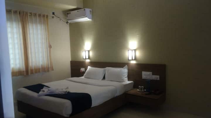 Ub's Rk Premium Lodge - Belagavi