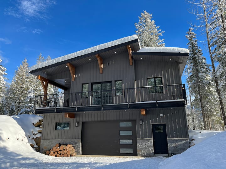 Mt Fernie Guesthouse - New 2br Modern Mtn Suite - Fernie