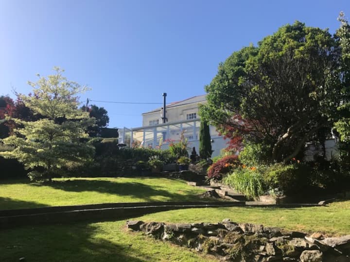 (Blue Light 10%) 'Lowarn', Sea Views & Parking. - Mevagissey