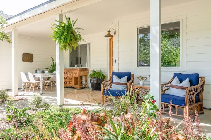 Stylish 2br Cottage Steps To Downtown Los Alamos - Los Alamos, CA