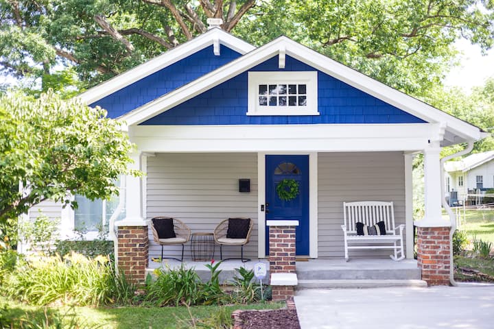 Coliseum Cottage By Uncg, Aquatic Ctr. - Greensboro, NC