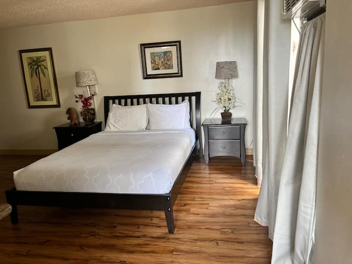 (Kv) 5m Wk Away From The Heart Of Waikiki Beach! - Honolulu