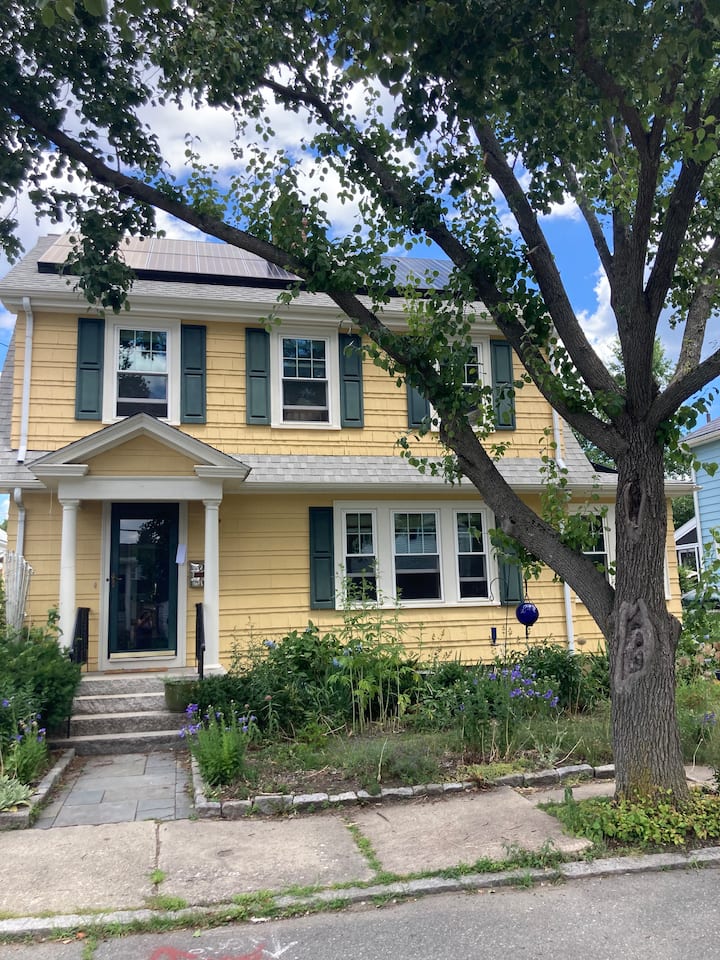 Witch City Home/ Free Charge Ev/ Parking Salem - ビバリー, MA