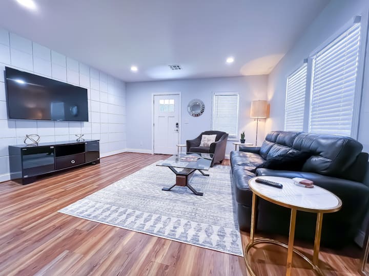 Gorgeous 2 Bedroom 2 Bath. Close To The Fairground - オクラホマ・シティ, OK