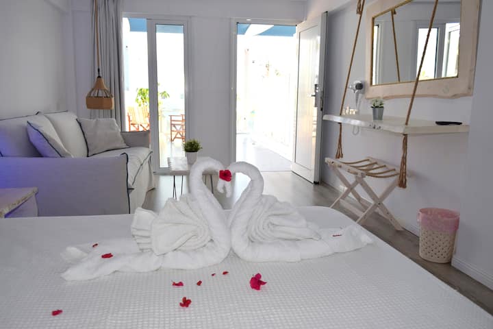 Ocean Suite Ii - By The Harbour - Ayia Napa