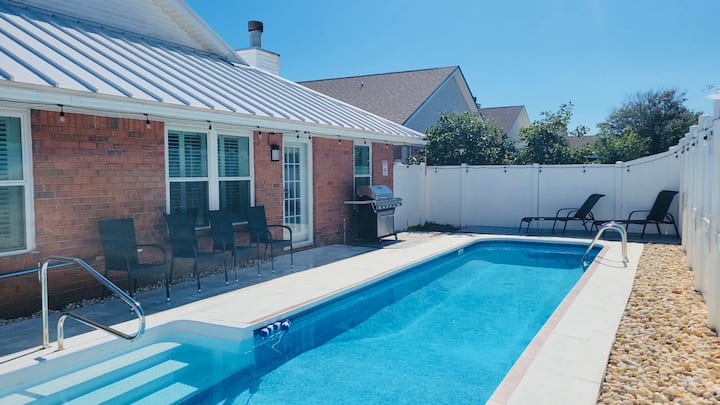 Beautiful Vacation Home Near The Beach W/a Pool - デスティン, FL