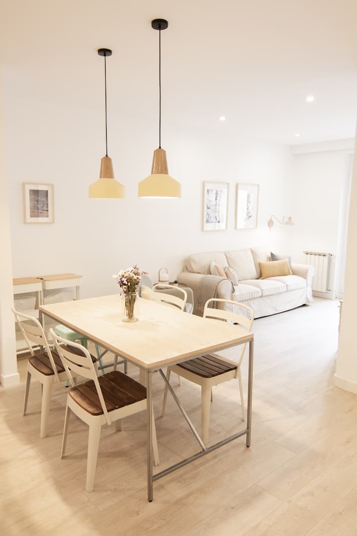 Precioso Apartamento Con Patio Junto A La Playa. - San Sebastián