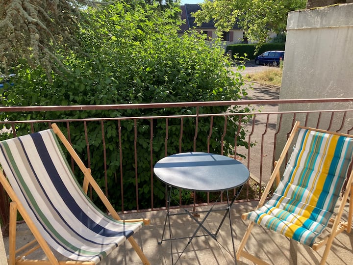 Studio Chaumont Avec Balcon - Autun