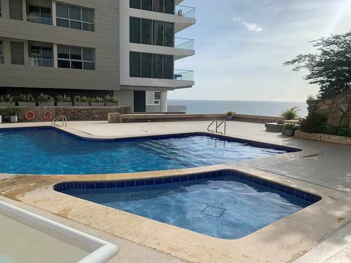 Spacious Seaside Apartment At Rodadero - コロンビー サンタ・マルタ