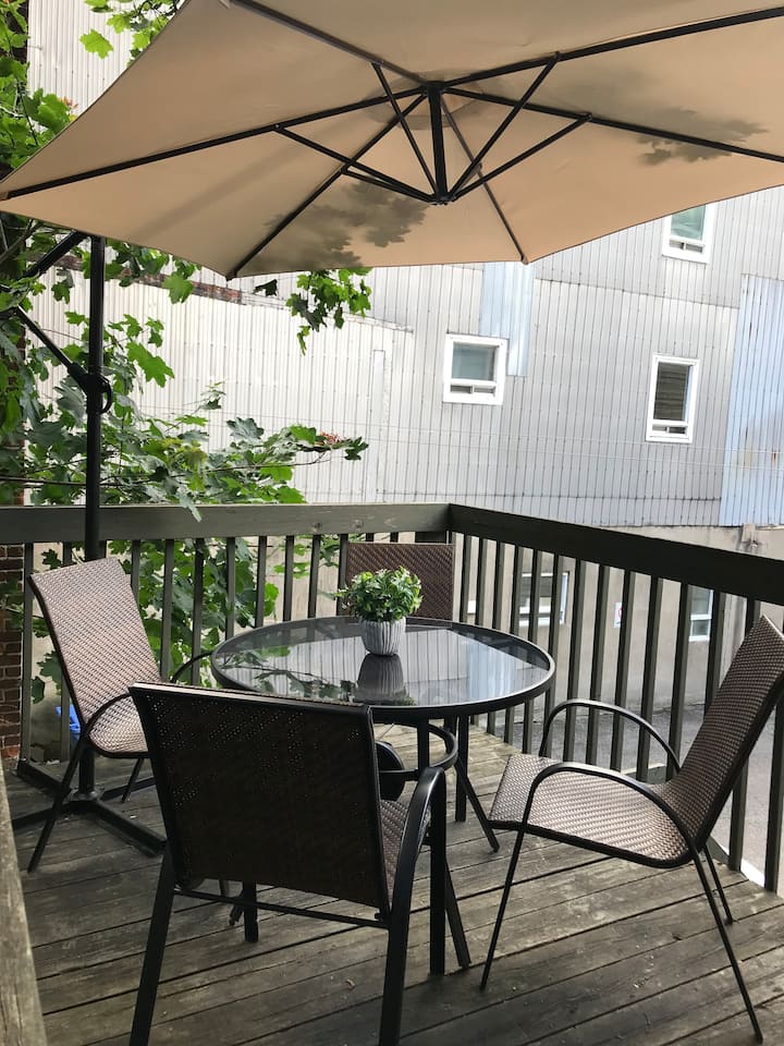 Entire Apartment For 2 Downtown - Lévis