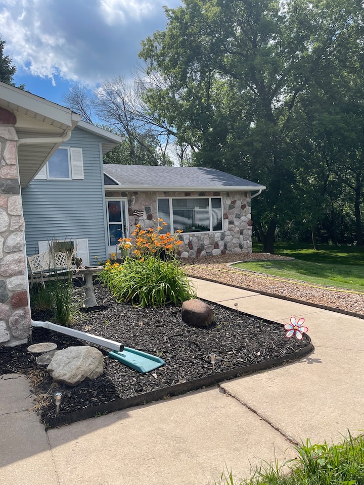2026 Eaa House Available!
July 16th-july26th 2026 - Oshkosh, WI