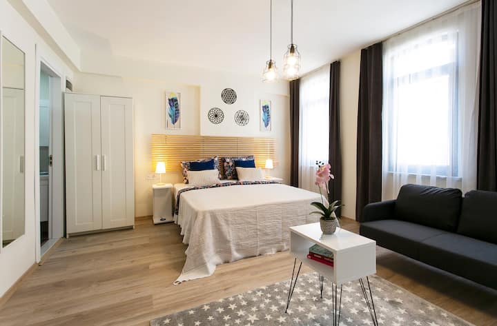 Spacious Studio Near Istiklal Street 207 - Beyoğlu