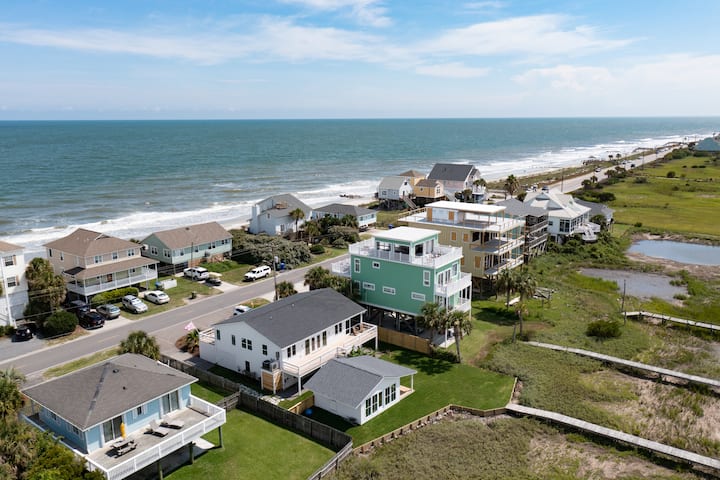 Luxury 4br Sea Cabin W/ Hot Tub + Fishing Dock - Folly Beach, SC