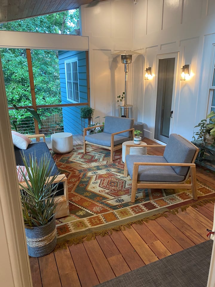 5 Bedroom Charmer - Walk To Uva! - Charlottesville, VA