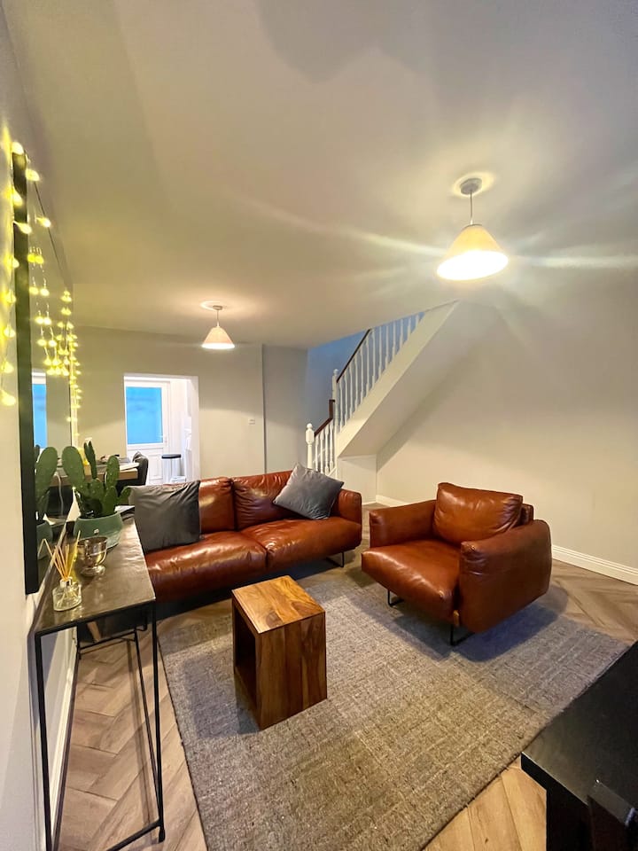 Central 2 Bedroom Flat - Great Location - Cork
