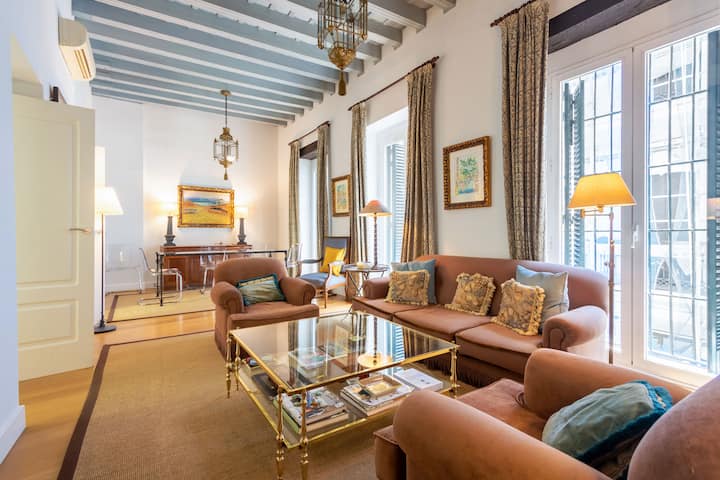 Museum Duplex Et Patios, Centre Historique, 8 Pax - Siviglia