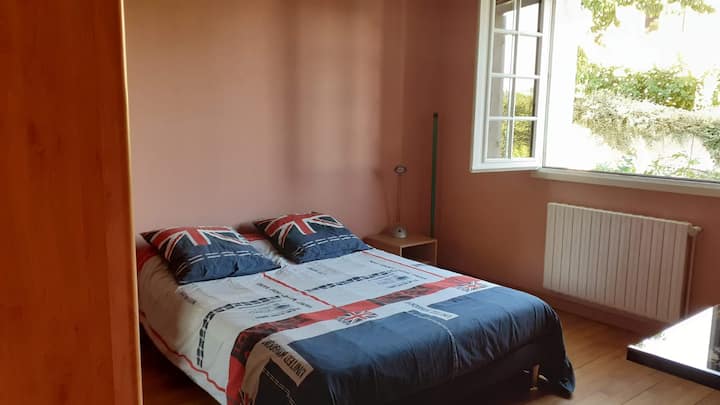 Chambre Accueillante Et Reposante/parking Gratuit - Le Puy-en-Velay