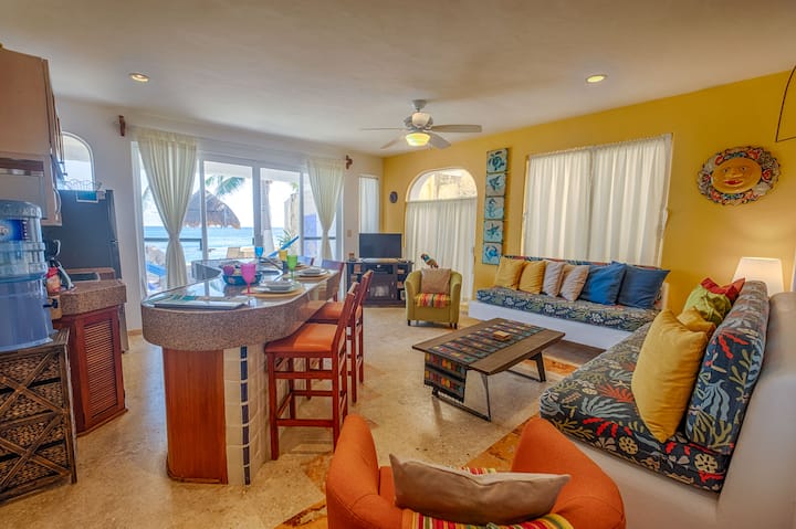 Ocean Front*2 Bed/2 Bath*ground Floor*ac*maid* - Akumal