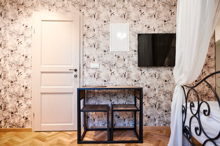 Unique Studio In Private House With Free Parking - Koper