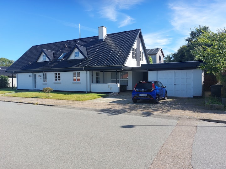Hyggelig Familievenlig Villa, I Roligt Område - Thisted