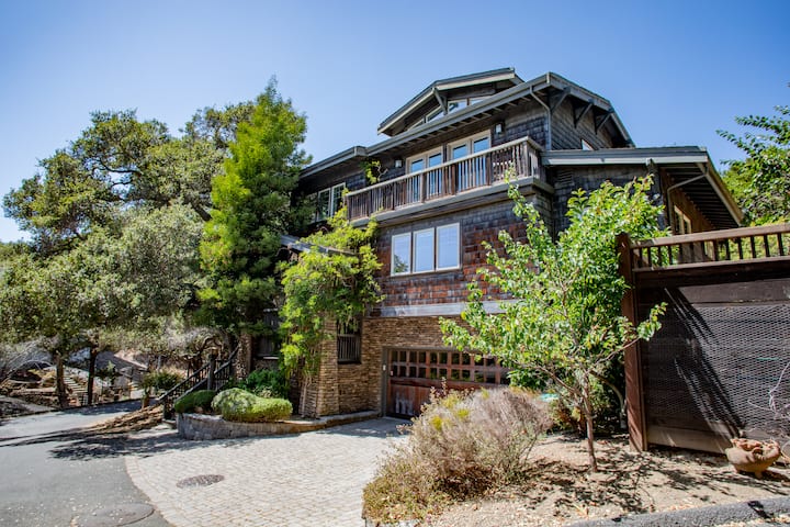 Tahoe-style Craftsman Home With 2 Fireplaces! - Berkeley, CA