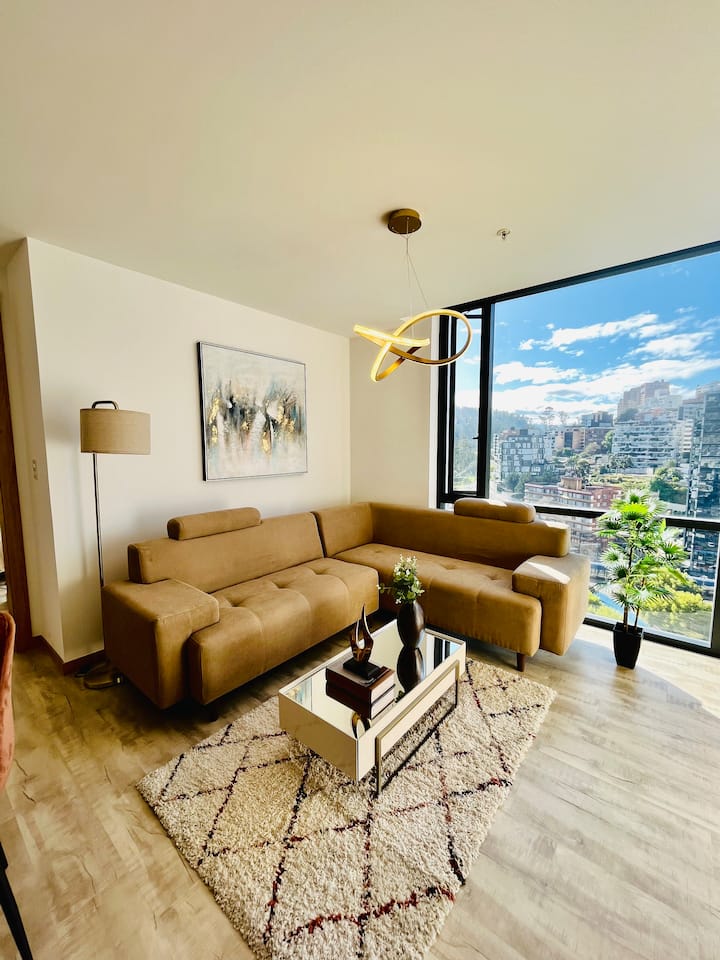 Amazing New Suite In Quito/ Free Gym/ 12th Floor - Quito