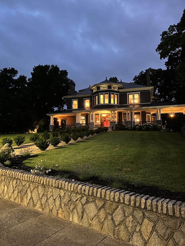 Old World Elegance: Renovated Historic Landmark - Asheville, NC