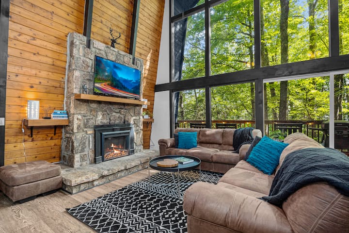 5 Min To Gatlinburg-hot Tub-air Hockey-cozy Cabin - Gatlinburg, TN