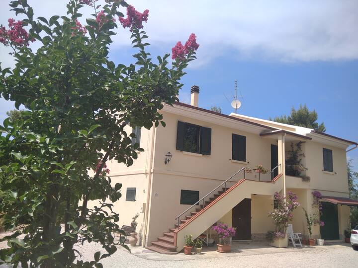 Casale Di Campagna A Pochi Km Dal Mare! - Senigallia