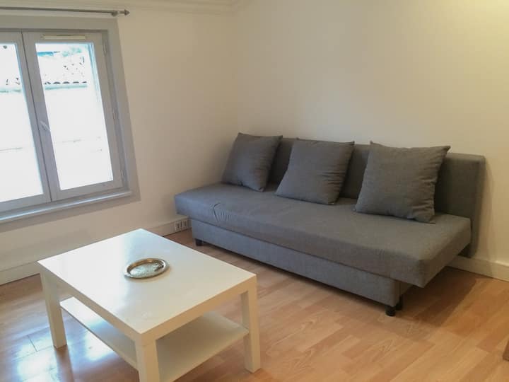 Nîmes, Charmant Studio Plein Centre Ville - Nimes
