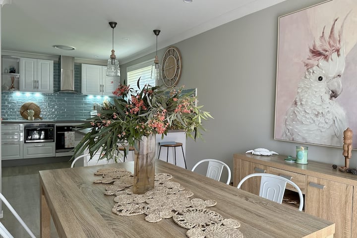 'Anchor Management'  3br/2bth Off Street Boat Prkg - Port Stephens