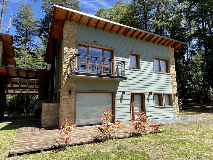 Cabaña Super Equipada En Villa La Angostura - Villa La Angostura