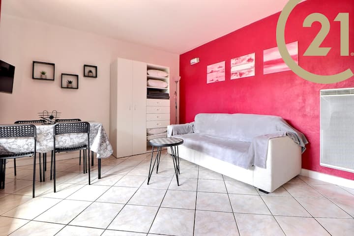 Bel Appartement Avec Parking à  400 M De La Plage - Saint-Aygulf