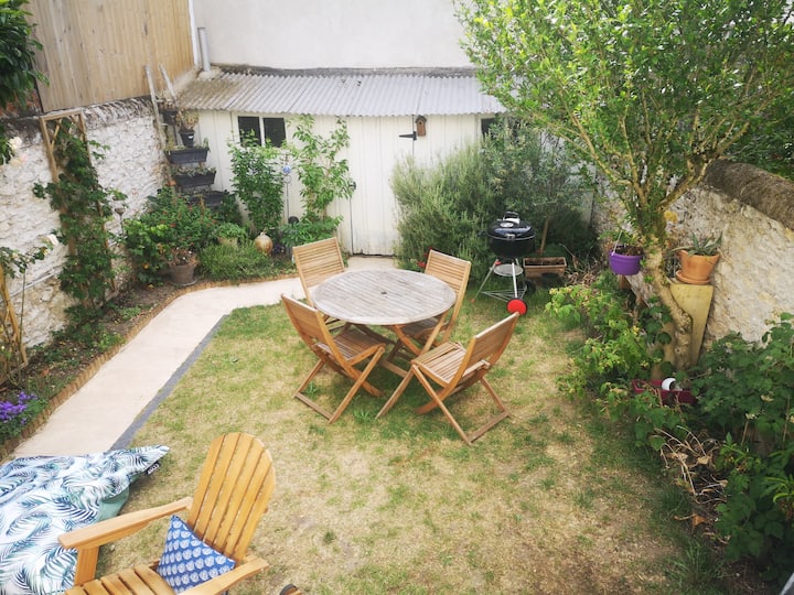 Agréable Maison De Ville Proche Toutes Commodités - Tours