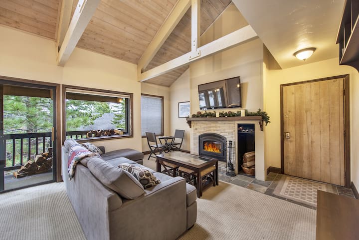 Bright, Open And Remodeled Townhome At Bigwood - Mammoth Mountain, CA