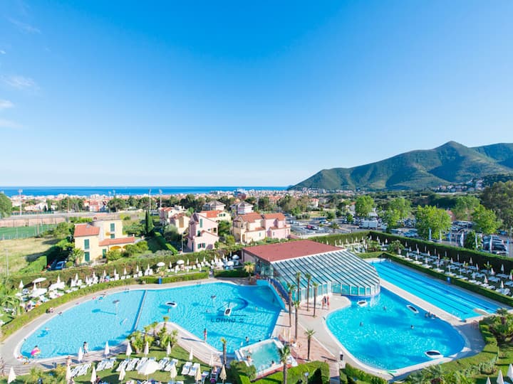 Loano Village Top § Pool & Fun! - Loano