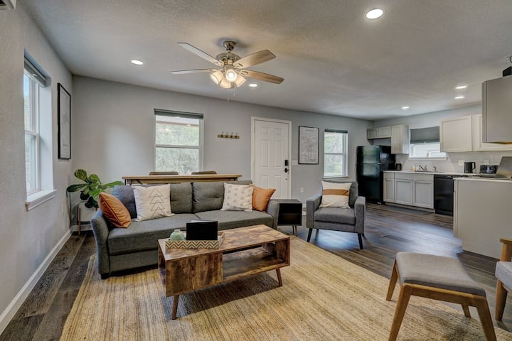 Cheerful 2 Bedroom Near Ou Campus And Downtown - Norman, OK