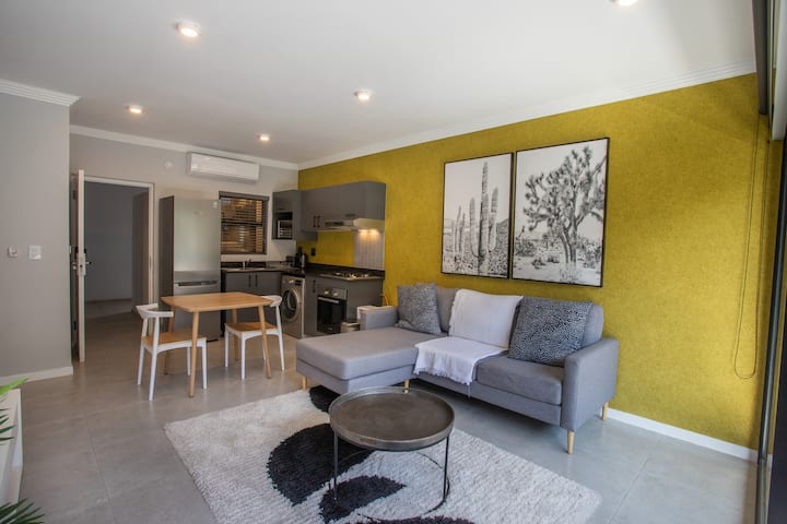 The Space To Be @ Gateway - Dazy Desert - Umhlanga