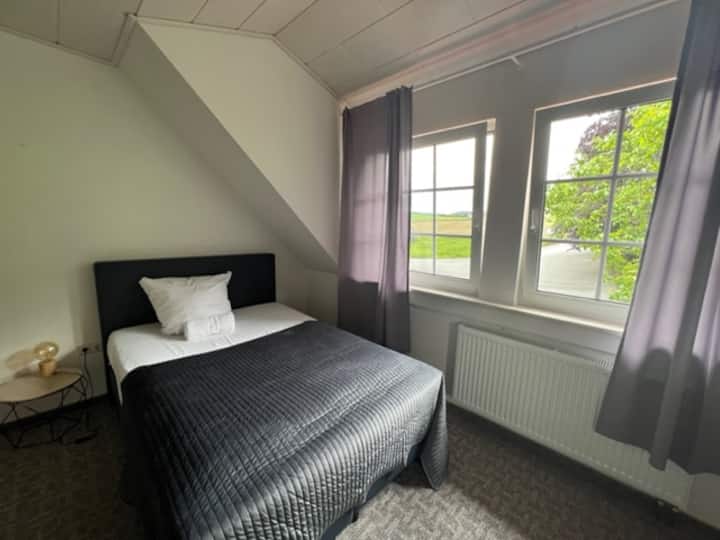 Superior Einzelzimmer Inkl. Schlafsofa (Nr. 31) - Bielefeld