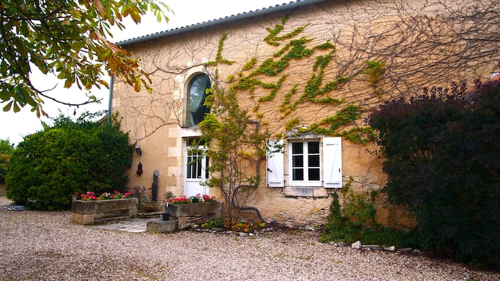 Le Domaine De Villiers: Ancienne Ferme - Piscine - Franţa