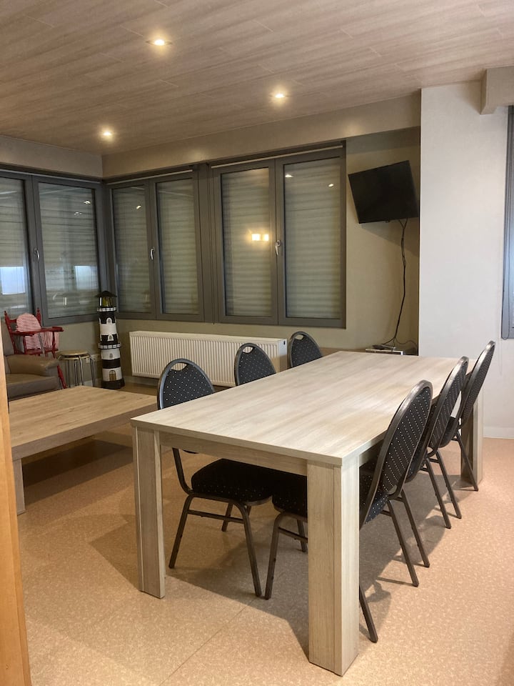 Prachtig 8 Pers. App. De Panne Met Parking - La Panne