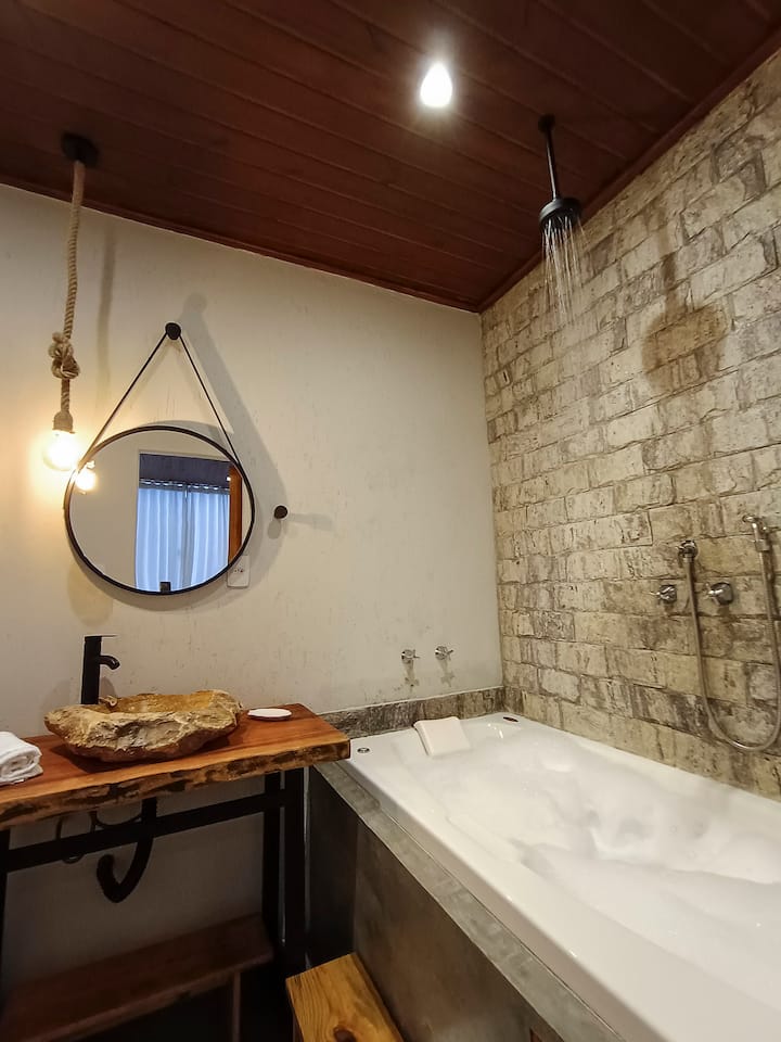 Loft Rústico Nas Montanhas Com Hidro Vista Do Vale - Petrópolis