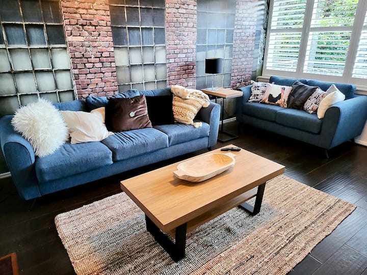 Beautiful 1 Bd Retreat In South Yarra W/balcony! -