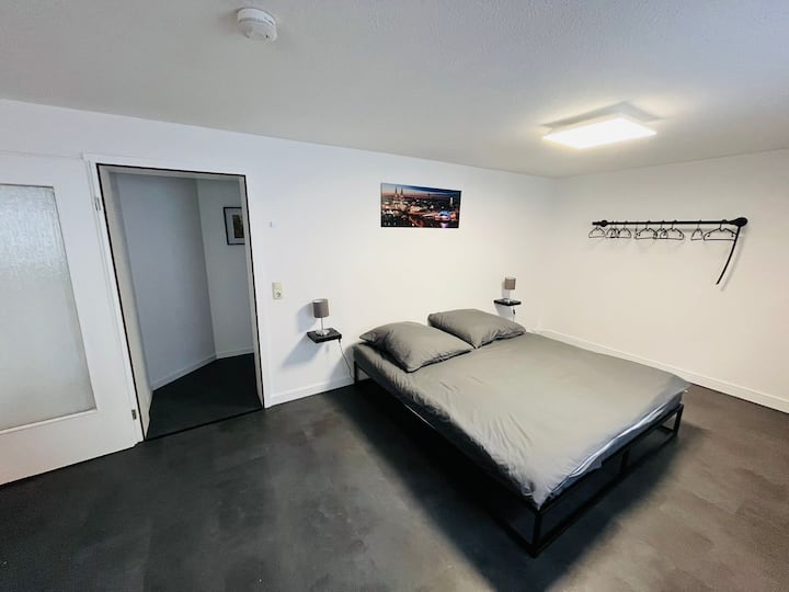 Souterrain Apartment Airport Kölnbonn - Wesseling