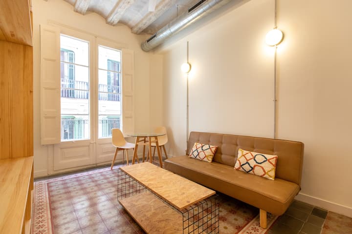 Discover The Magic Of The Gothic In Our Studio - Barcelona