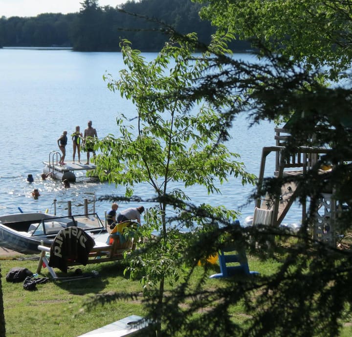 Large 4bdm Lakeside Family Friendly House - Aspens - Presque Isle, WI
